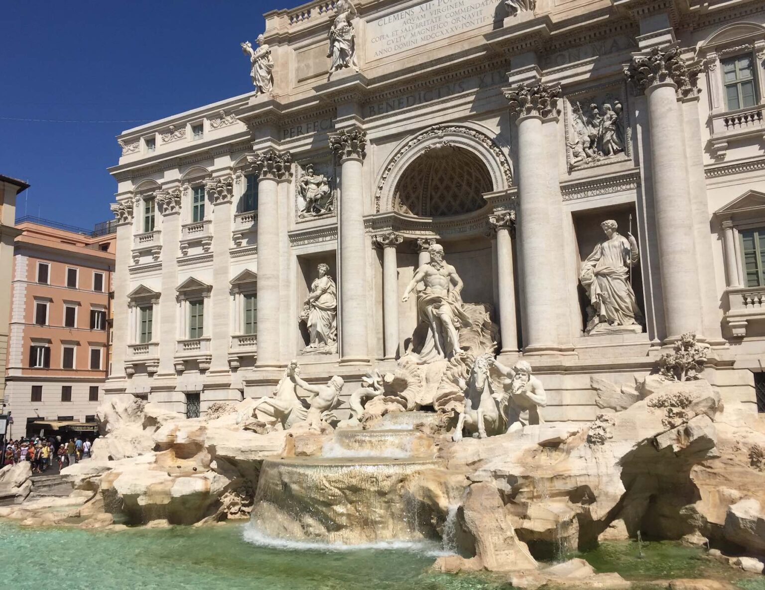 Fontana di Trevi em Roma além do óbvio - BRASIL NA ITALIA